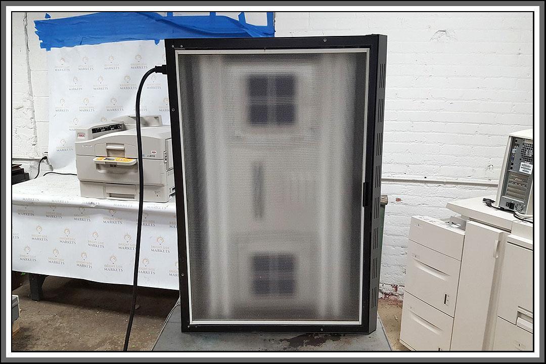 Lot #72: X-Rite (Gretag Macbeth) SpectraLight III Viewing Booth - WireBids